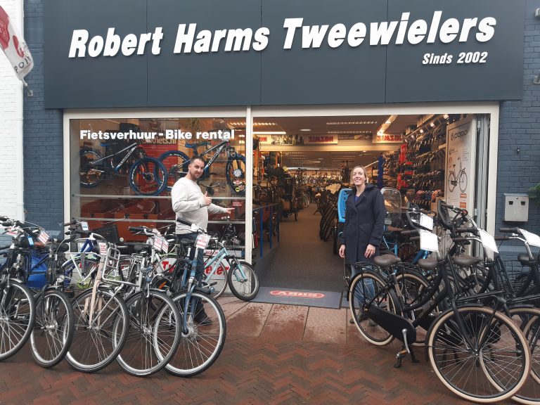 Robert Harms heeft naast zijn winkel in Baarn ook vestigingen in Diemen ...